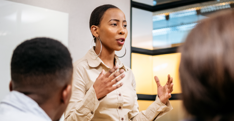 Mastering Leadership Communication Skills (+ guide)